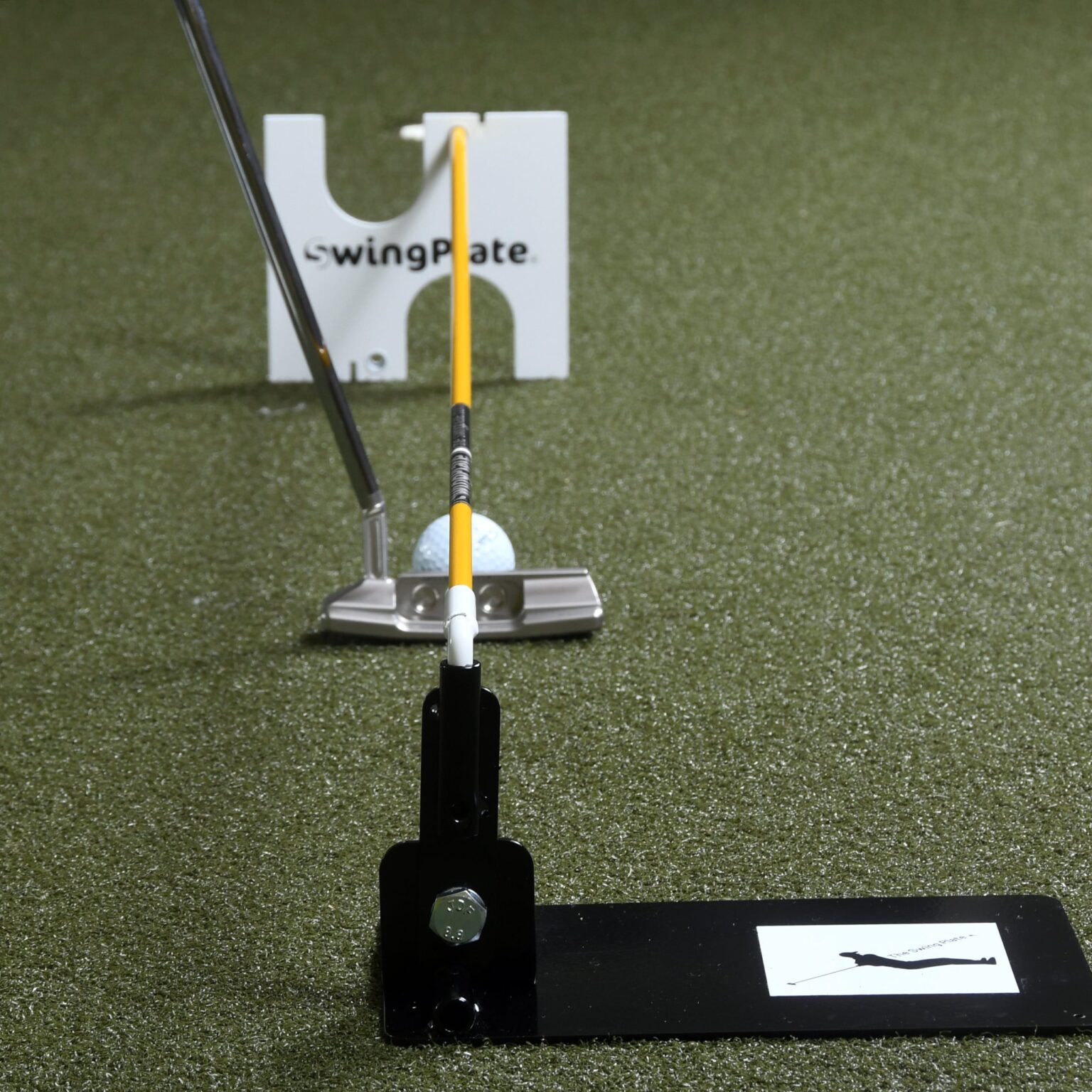 The Swing Plate Putting Gate | Golf Putting Accuracy Trainer