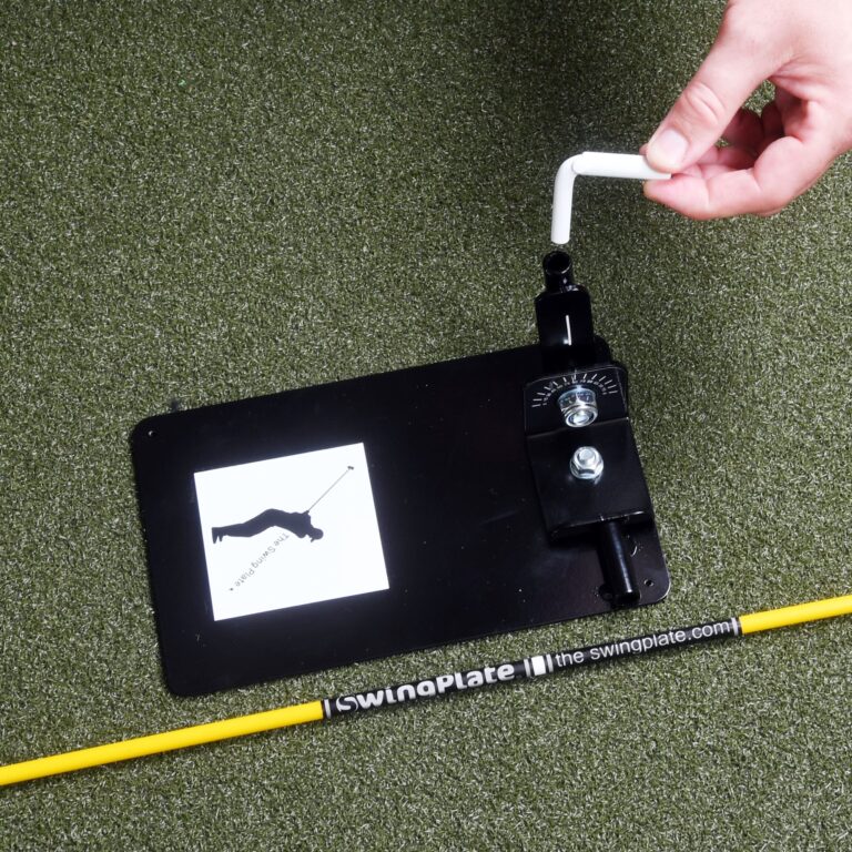 The Swing Plate Putting Gate | Golf Putting Accuracy Trainer